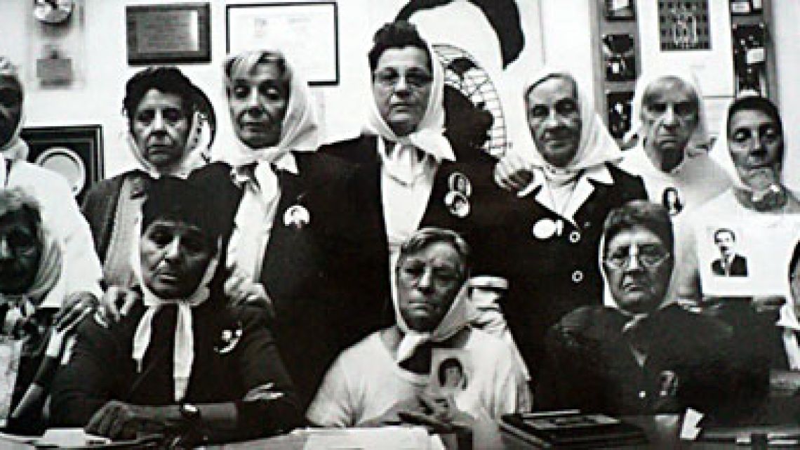 Por qué se separaron las Madres de Plaza de Mayo